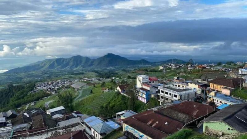 Nepal van Java Village & Elo River Rafting Tour - Frequently Asked Questions