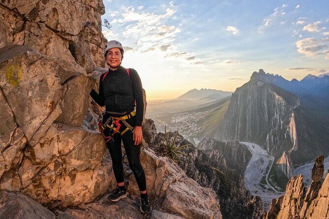 Nest of the Aguiluchos with 3 abseils and certified guides - Reviews and Real Talk