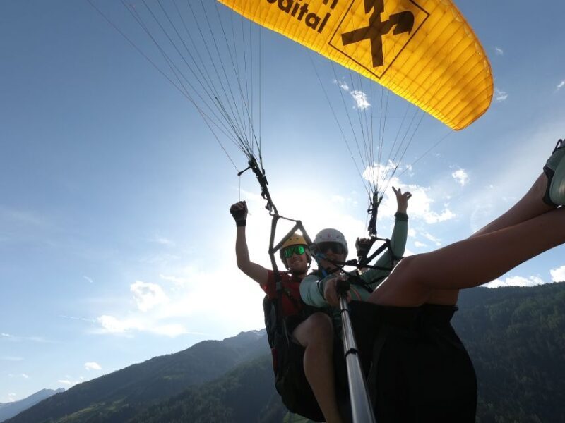 Neustift im Stubaital: Panoramic Tandem Paragliding Flight - Key Points