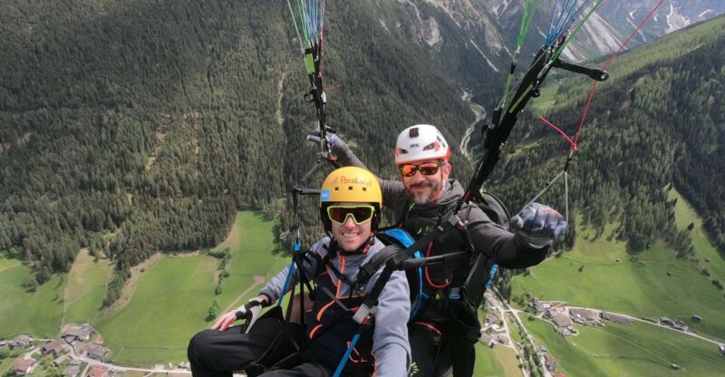 Neustift im Stubaital: Panoramic Tandem Paragliding Flight - The Value of the Experience