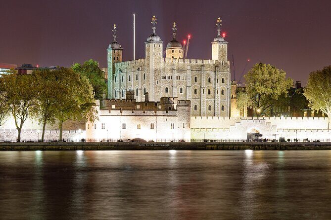 New and Old City Walking Tour - New and Old City Walking Tour in London: A Guide to the Thames by Foot