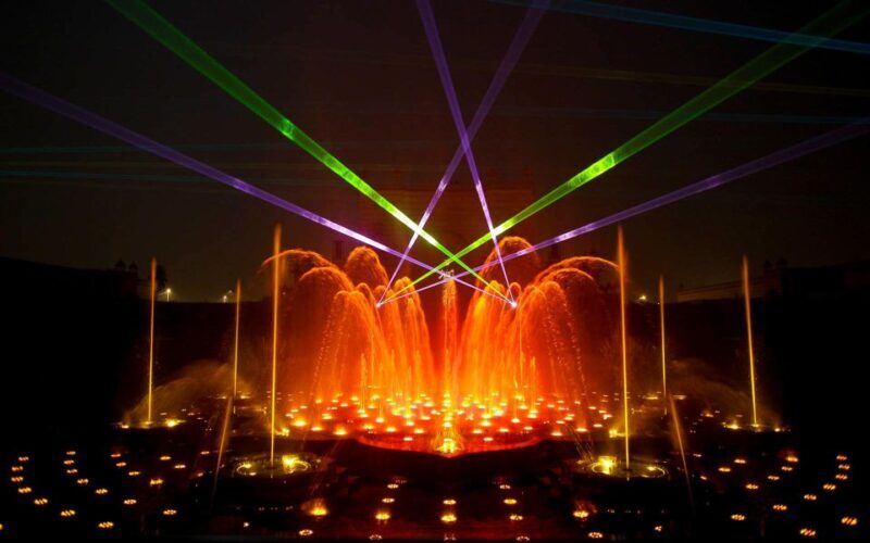 New Delhi: Akshardham Exhibition, Light and Water Show Tour - Key Points