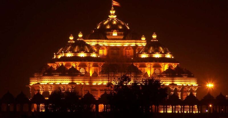 New Delhi: Akshardham Exhibition, Light and Water Show Tour - Who Will Benefit Most?