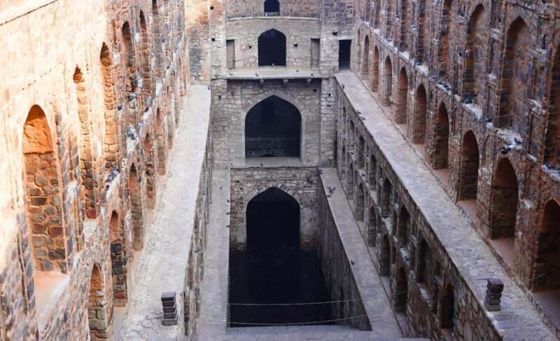 New Delhi: Connaught Place Walking Tour - An In-Depth Look at the Connaught Place Walking Tour