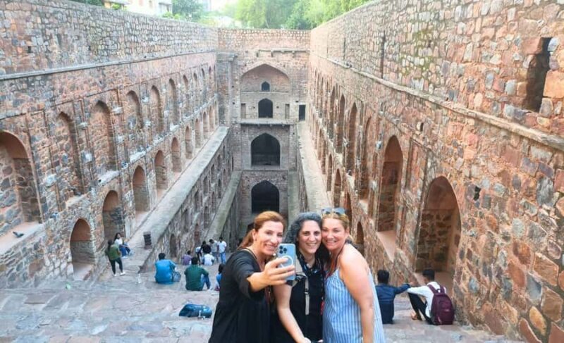 New Delhi: Connaught Place Walking Tour - Who Should Consider This Tour?