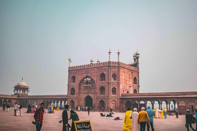 New Delhi: Mughal's architecture tour with transfers - Key Points