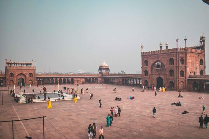 New Delhi: Mughal's architecture tour with transfers - What the Reviews Say