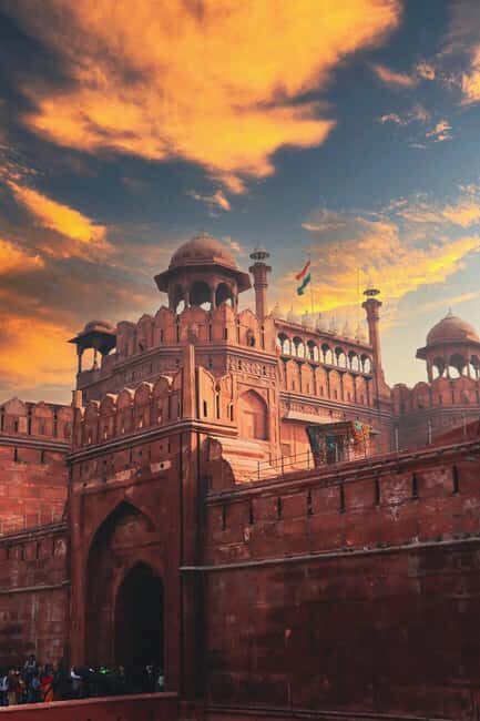 New Delhi: Private 5-Hour Sightseeing Tour with Hotel Pickup - Authentic Experiences in a Short Time