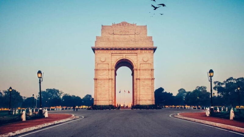 New Delhi: Private Day Trip with Guide and Driver - The Day in Perspective