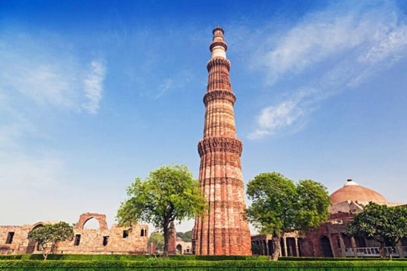 New Delhi: Private Full-Day Old and New Delhi Guided Tour - Exploring Old Delhi