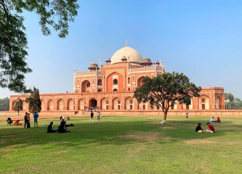 New Delhi: Private Old and New Delhi Full-Day Tour - What to Expect on This Full-Day Tour