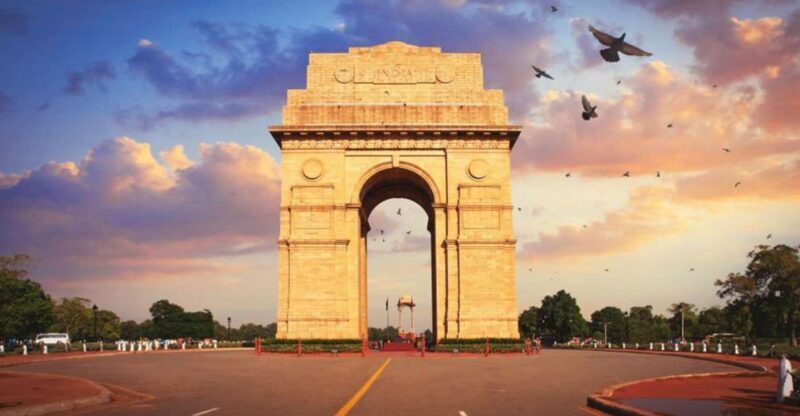 New Delhi: Private Old & New Delhi Day Trip & Optional Guide - Setting the Scene: What You Can Expect