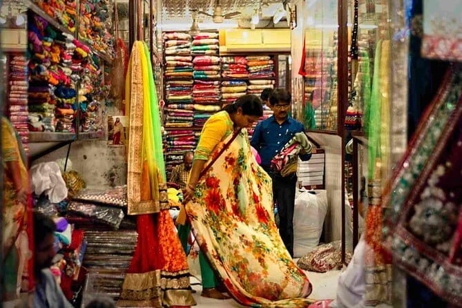 New Delhi Private Shopping Tour By Car - An Overview of the Delhi Private Shopping Tour