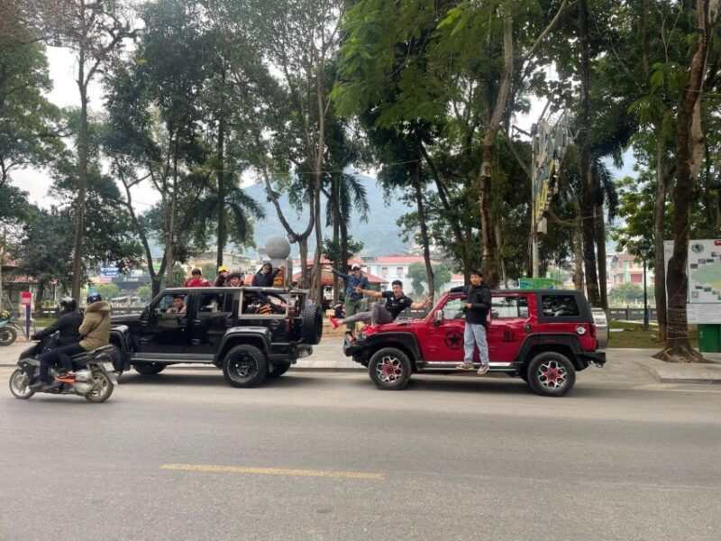 New Modern Jeep - Ha Giang Loop tour 2 days - Private room - Starting Off in Ha Giang City