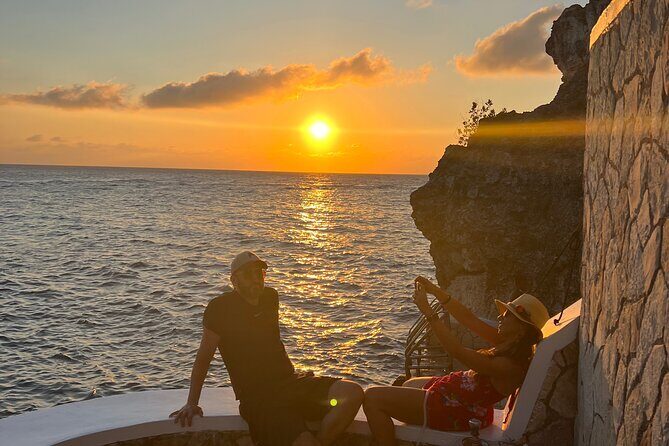 New Ocean Bamboo Rafting , HorsebackRiding & Sunset At Ricks Cafe - FAQ