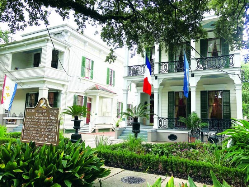 New Orleans: 2-Hour 15-Minute City and Cemetery Tour by Bus - Key Points