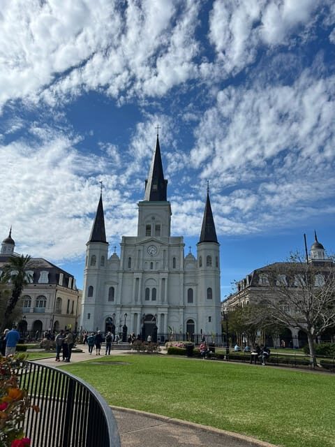 New Orleans: 45 Minutes in Jackson Square - FAQ