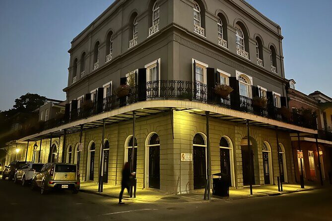 New Orleans : Best of Ghost & Voodoo Experience Walking Tour - FAQs