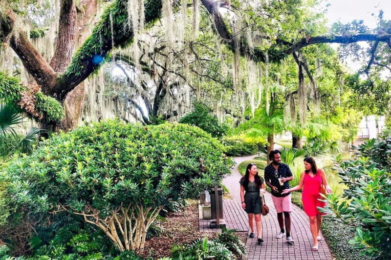 New Orleans: City & Cemetery Tour + Garden District Stroll - Key Points