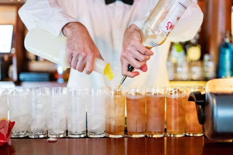 New Orleans: Combo Cocktail and Food History Tour - A Detailed Look at the Itinerary and Experience