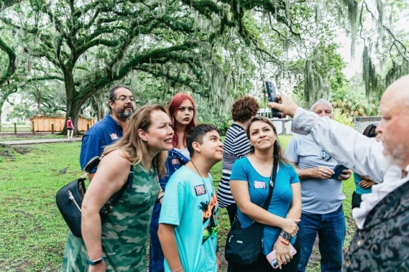 New Orleans: Dead of Night Ghosts and Cemetery Bus Tour - Guides and Their Impact