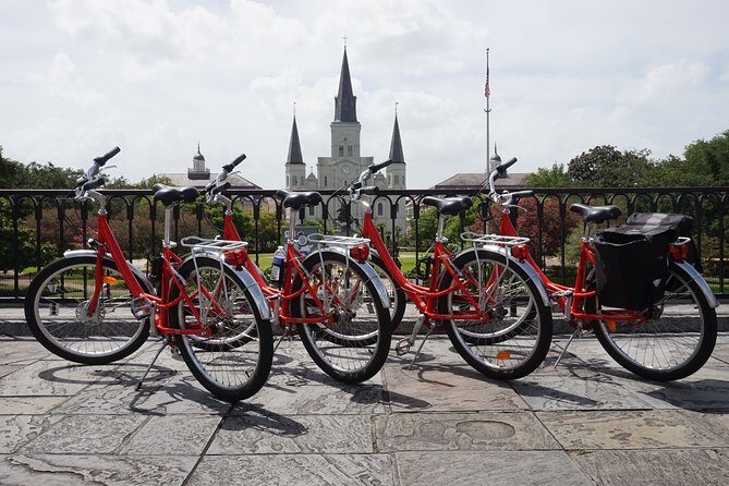 New Orleans French Quarter & Cemetery Bike Tour - Discovering the French Quarter by Bike: What to Expect