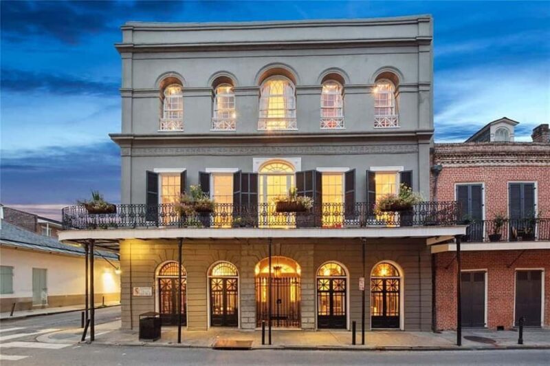 New Orleans: French Quarter Ghosts and Legends Tour - Starting Point: Jackson Square and the Heart of New Orleans