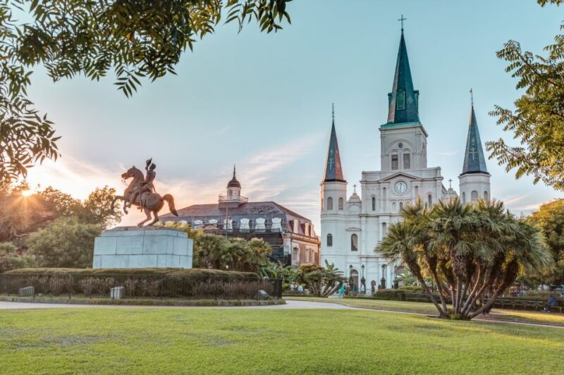 New Orleans French Quarter History and Hauntings Tour - Introduction to the Tour Experience
