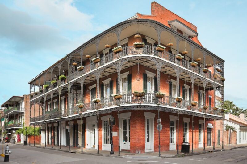 New Orleans French Quarter History and Hauntings Tour - Authentic Reviews: What Travelers Say