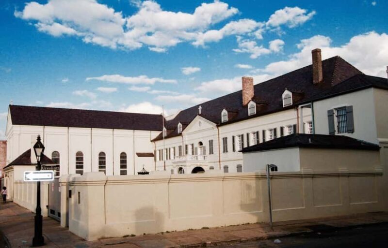 New Orleans: French Quarter History & Architecture Tour - Discovering the Heart of the French Quarter