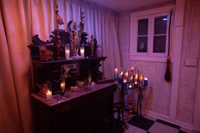 New Orleans: French Quarter, Witches, Voodoo, & Ghost Tour - FAQs