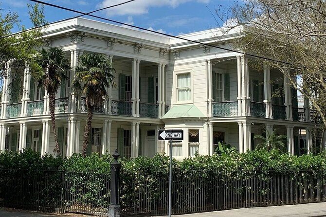 New Orleans' Garden District 2 Hour Walking Tour (Small Group) - The Cultural and Architectural Highlights