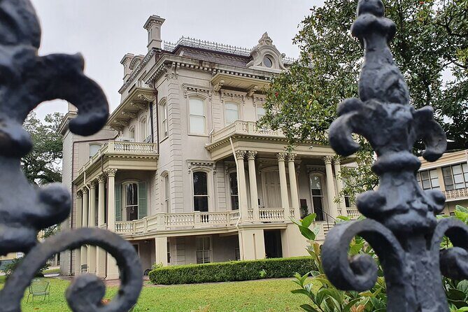 New Orleans Garden District and Cemetery Bike Tour - FAQ: Practical Questions Answered
