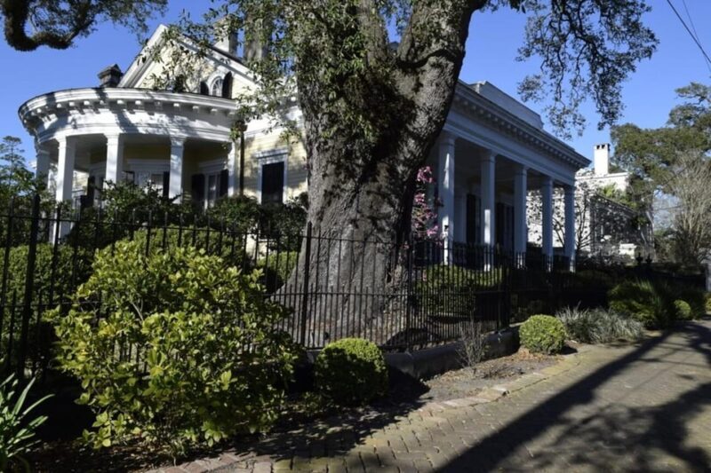 New Orleans: Garden District Walking Tour - Frequently Asked Questions