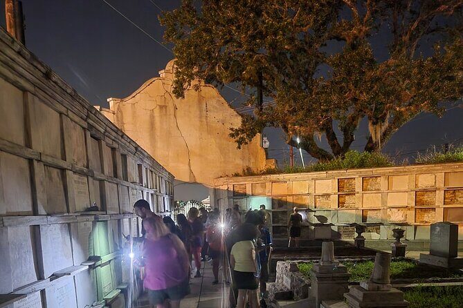 New Orleans Haunted Cemetery Tour and Ghost Hunt - Exploring the Tour: An in-depth look