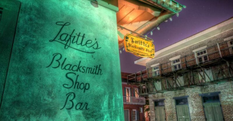 New Orleans: Haunted Pub Crawl - Exploring the Haunted Heart of the French Quarter: The New Orleans Haunted Pub Crawl