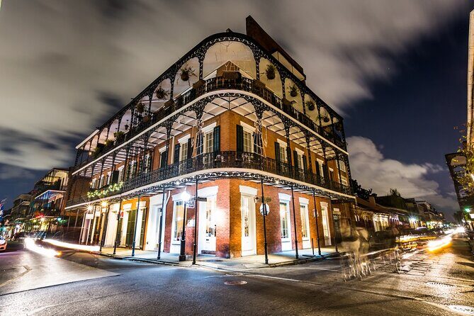 New Orleans Historical and Haunted Walking Tour - Key Points