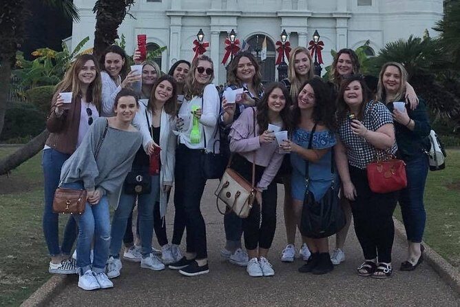 New Orleans Jingle Bells Walking Tour - A Closer Look at the Tour Experience