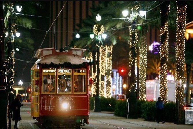 New Orleans Jingle Bells Walking Tour - The Sum Up