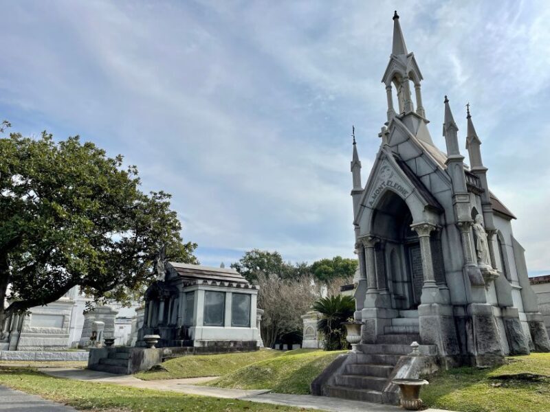 New Orleans: Millionaires Tombs of Metairie Cemetery Tour - Introduction