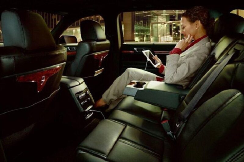 New Orleans Private Luxury Airport Transfer to Downtown - Smooth Arrival in New Orleans: A Review of the Private Luxury Airport Transfer