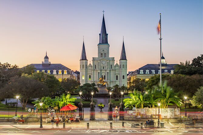 New Orleans Scavenger Hunt and Highlights Self-Guided Tour - Itinerary Breakdown: Walking and Discovering