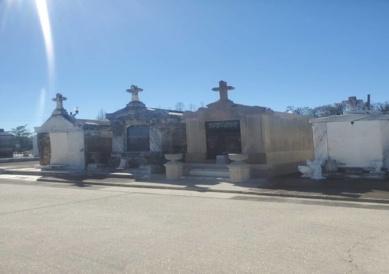 New Orleans: Secrets and Societies Cemetery Experience - Final Thoughts: Who Should Take This Tour?