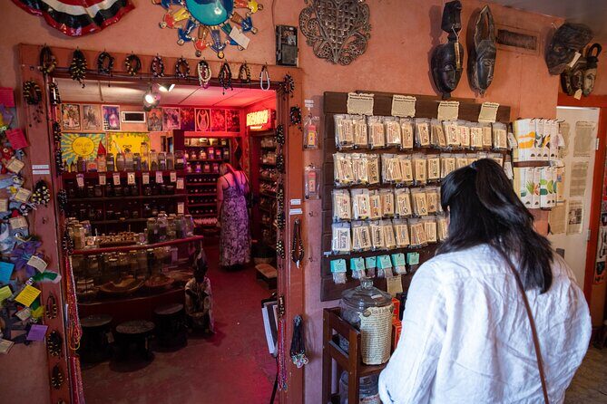 New Orleans Spirits & Spells: Witchcraft, Voodoo, and Ghost Tour - How the Tour Is Structured