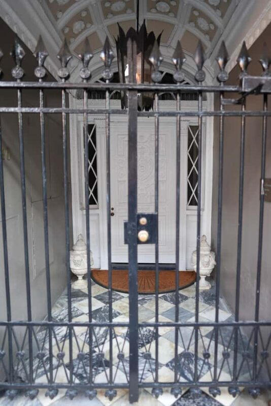 New Orleans: True Crime Pub Crawl - Who Will Love This Tour?