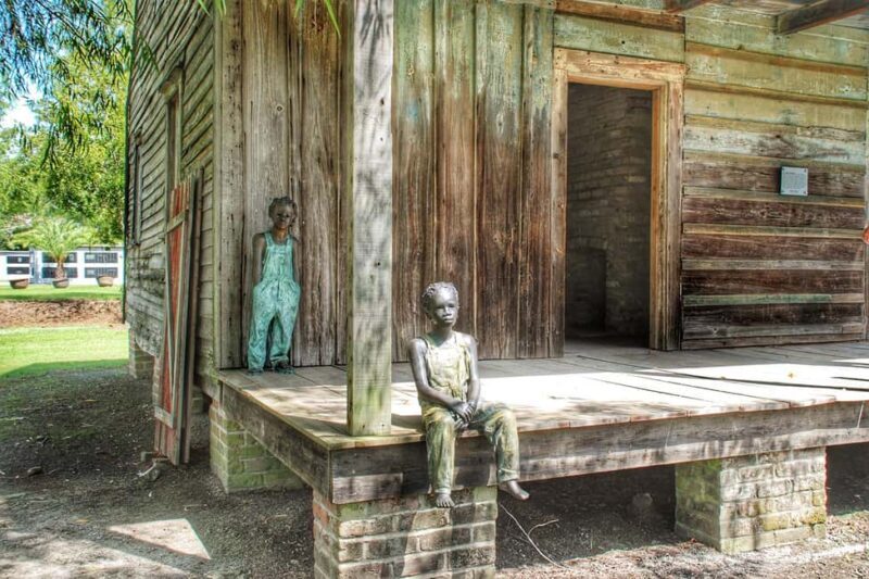 New Orleans: Whitney Plantation Tour with Transportation - Key Points