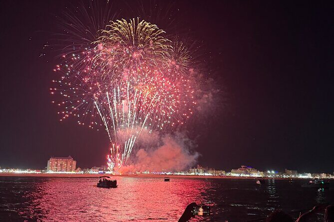 New year's Eve Fireworks Cruise aboard the Sea Rocket - Key Points