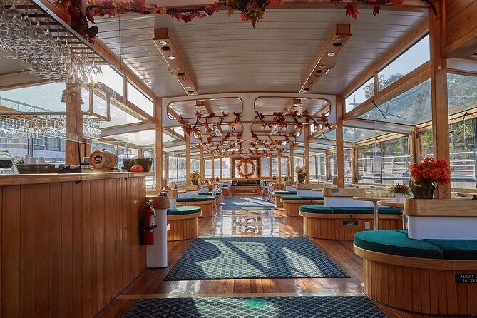 New York Afternoon Fall Foliage Cruise with Lunch - Who Will Enjoy This?