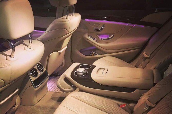New York Airport Luxury Transfer : Newark Airport to New York City - A Handy, Hassle-Free Way to Get from Newark to New York City