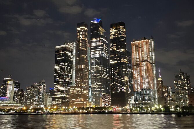 New York City Bright Lights Skyline Cruise on Yacht - Price and Value